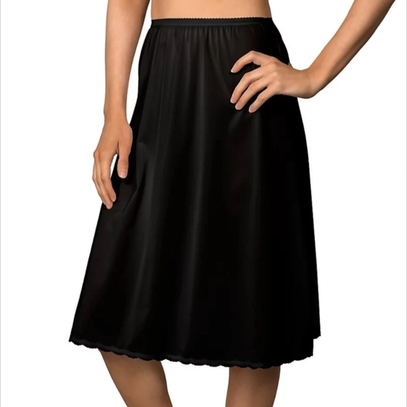 Shadowline | Intimates & Sleepwear | Shadowline Half Slip With Lace ...